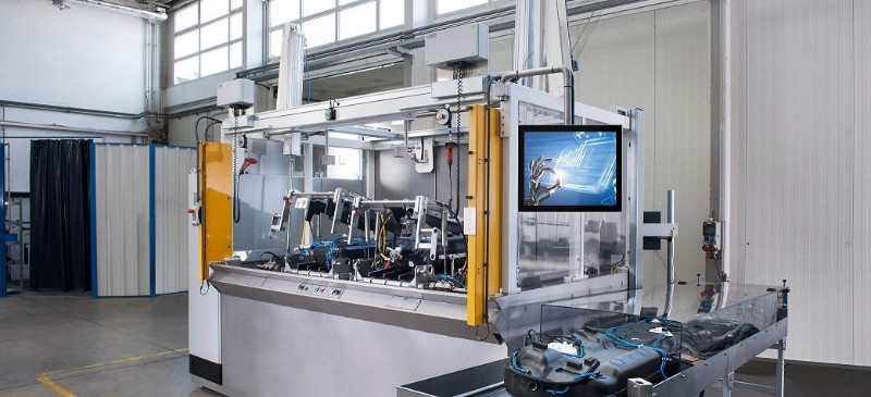 6 Reasons Why "Industrial" PC's and Monitors are Better - Esis